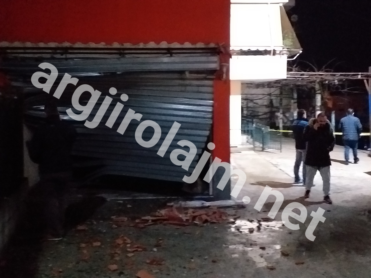 Atentati me tritol në Gjirokastër, kush është biznesmeni me dy emra